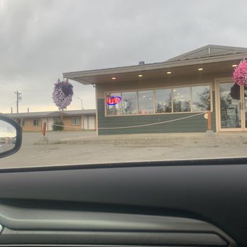 TAILGATERS SPORTS BAR & GRILL - Updated December 2025 - 33 Photos & 39 ...