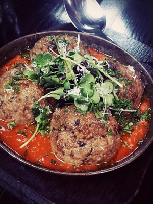 LA ZEPPA - Updated September 2025 - 10 Photos & 10 Reviews - 33 Drake ...