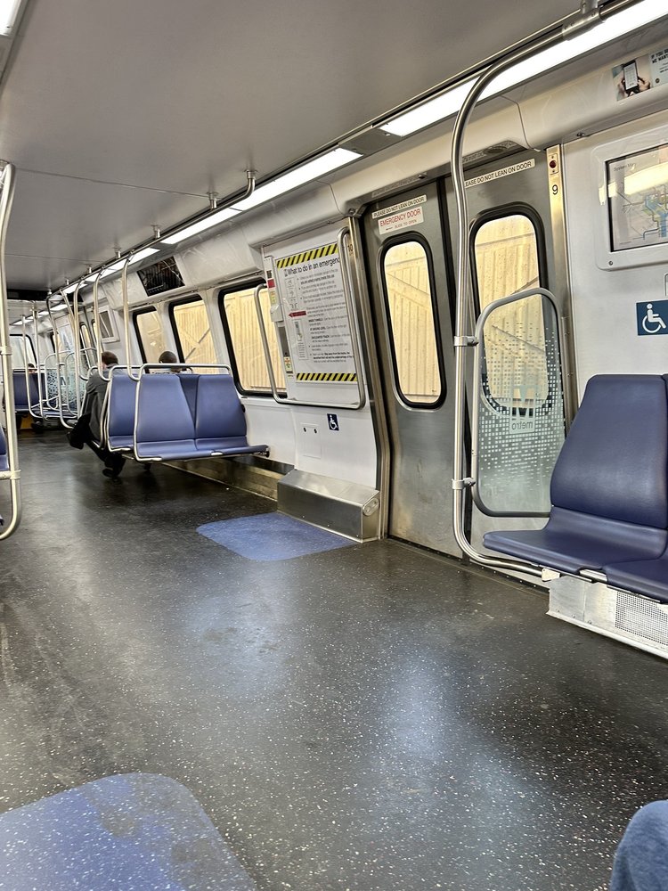 ASHBURN METRO - Updated September 2025 - 28 Photos - 43655 Ashburn ...