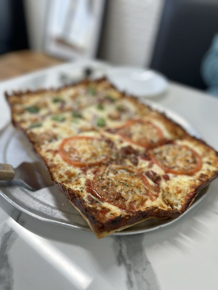 FUJI & VI’S - Updated December 2025 - 377 Photos & 394 Reviews - 950 E ...