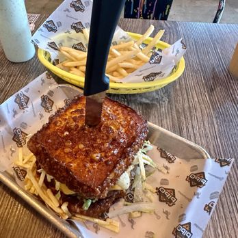 PIPO BURGERS - Updated October 2025 - 74 Photos & 36 Reviews - 10808 NW ...