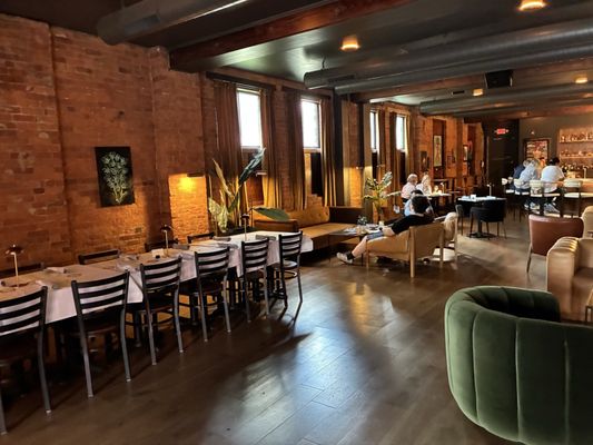 THE ABSTRACT - Updated December 2025 - 21 Photos & 18 Reviews - 1126 ...