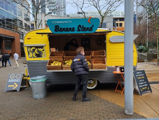 COMMUNITY BANANA STAND - Updated August 2025 - 12 Photos - 410 Terry ...