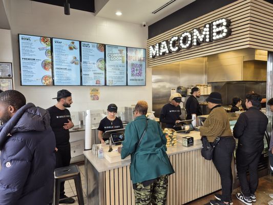 MIDDLE EATS - Updated November 2025 - 53 Photos & 33 Reviews - 17673 ...