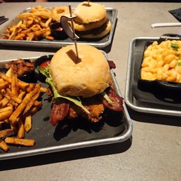 GRAZE BURGERS - Updated December 2025 - 354 Photos & 405 Reviews - 125 ...