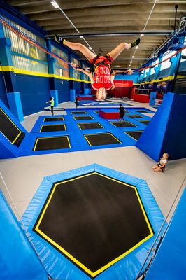 FLIP LAB - Landesstr. 3, Völs, Tirol, Austria - Trampoline Parks ...