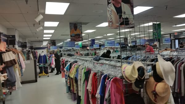 GOODWILL SOUTHEAST GEORGIA - Updated January 2026 - 14 Reviews - 7220 ...