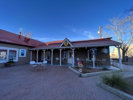 FLYING ROADRUNNER BAKERY - 157 Photos & 45 Reviews - 303 Romero St NW ...