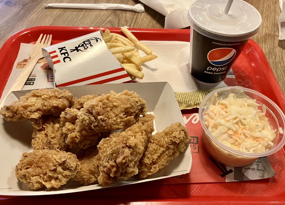 KFC - Updated October 2025 - 15 Photos & 37 Reviews - Wandsbeker ...