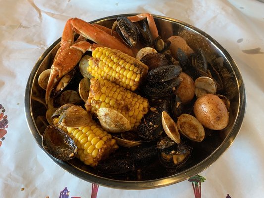 PIER 88 BOILING SEAFOOD & BAR LYNNWOOD - Updated March 2025 - 195 ...