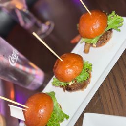 SAINT FELIX - Updated October 2025 - 844 Photos & 956 Reviews - 1602 N ...