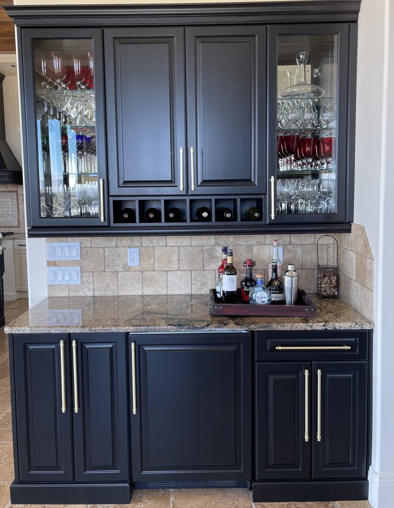 THE GLASS BROKERAGE - Updated April 2025 - 52 Photos & 10 Reviews - 118 ...