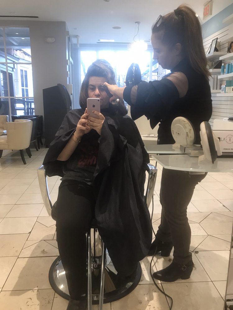 BELLA MODA SALON & SPA - 62 Photos & 22 Reviews - 10230 River Rd ...