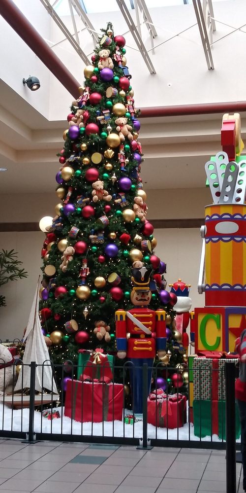 TEMPLE MALL - 20 Photos & 26 Reviews - Shopping Centers - 3111 S 31st ...