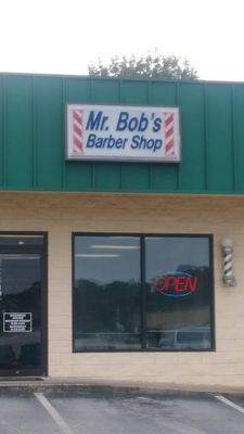 MR BOB’S BARBER SHOP - Updated July 2025 - 8174 E Brainerd Rd, Chattanooga, Tennessee - Barbers ...