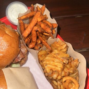 GAMI BURGER - Updated December 2025 - 210 Photos & 131 Reviews - 5093 ...