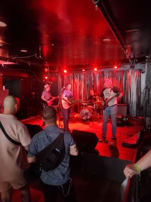 HQ - Updated October 2025 - 26 Photos & 20 Reviews - 60 S Broadway ...