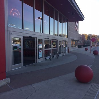TARGET - Updated August 2025 - 48 Photos & 21 Reviews - 2661 Freeport ...
