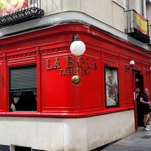 LA BOLA - 114 Photos & 56 Reviews - Calle de la Bola, 5, Madrid, Spain ...
