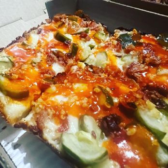 THE REC PIZZA & DETROIT EATS - Updated November 2024 - 225 Photos & 325 ...