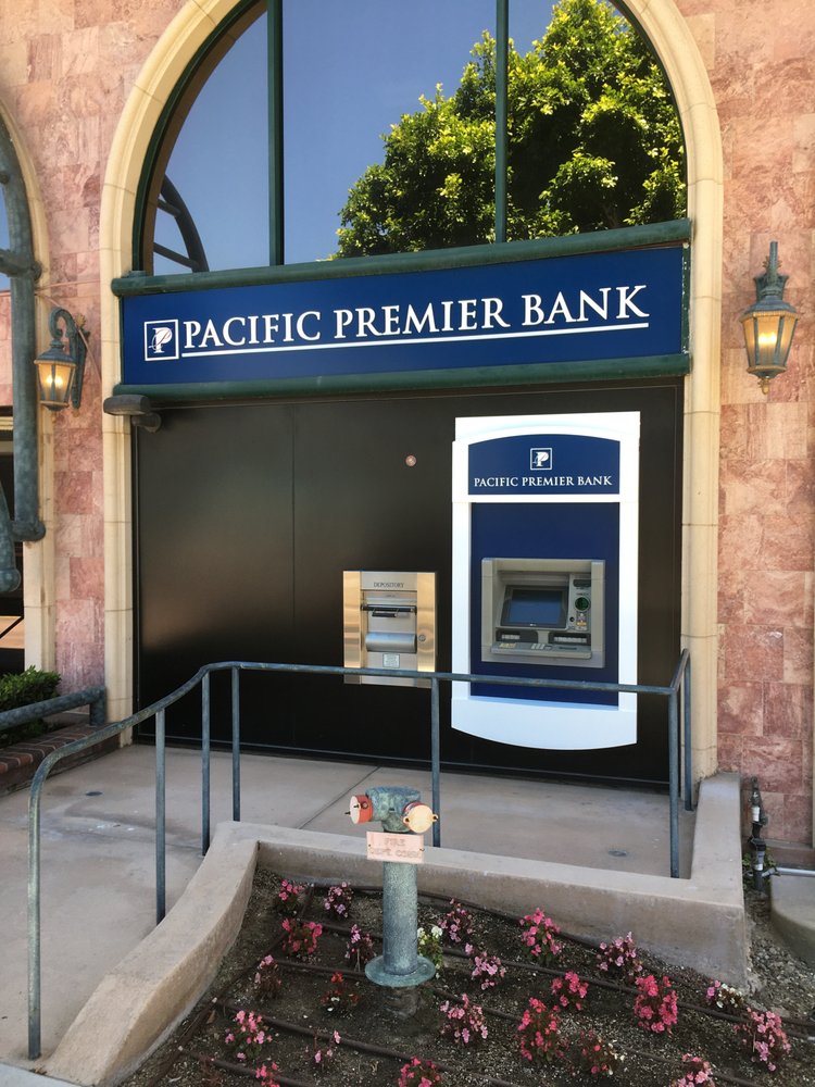 PACIFIC PREMIER BANK - 7979 Ivanhoe Ave, La Jolla, California - Banks ...