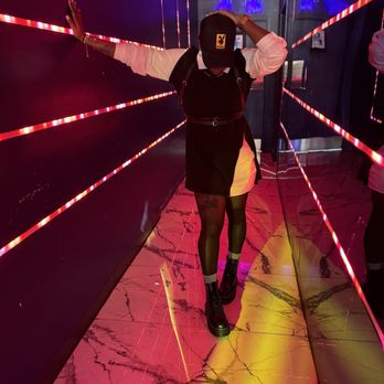 BATSÍ with photos - Updated August 2024 - 353 Photos & 192 Reviews ...