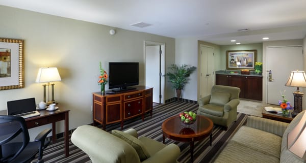 HAMPTON INN BOSTON/NATICK - Updated May 2024 - 146 Photos & 58 Reviews ...