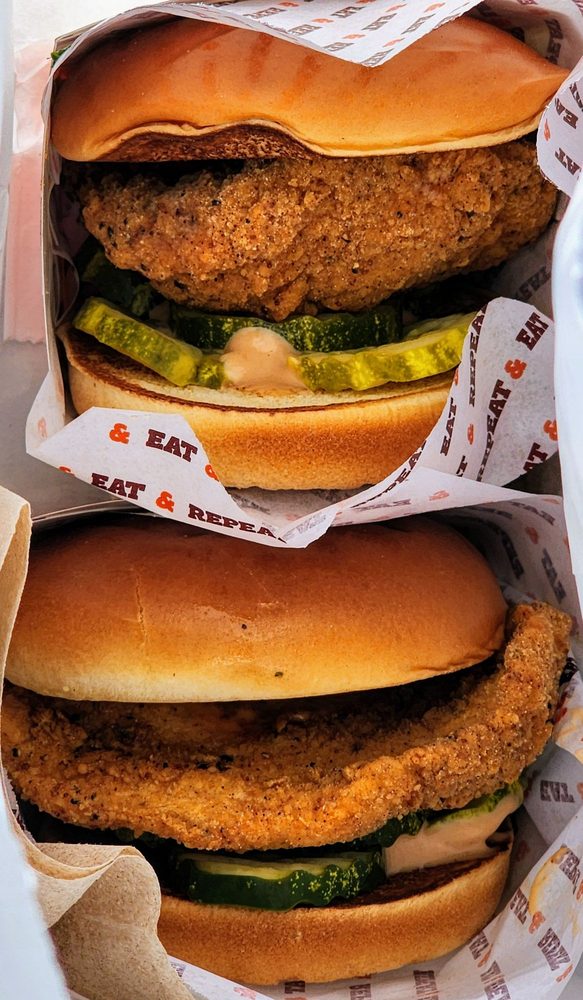 BIG CHICKEN - Updated December 2025 - 74 Photos & 48 Reviews - 15515 ...