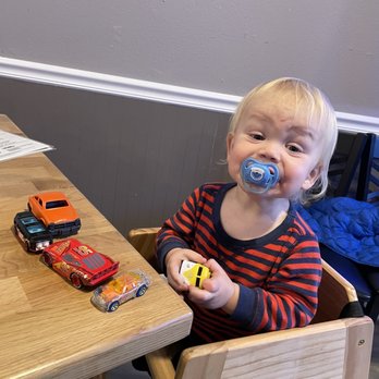 1ST STREET LOUNGE - Updated May 2024 - 50 Photos & 25 Reviews - 119 W ...