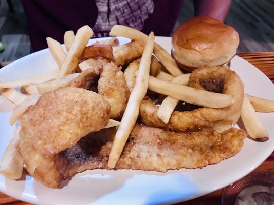 HARVARD TAVERN - Updated June 2026 - 21 Reviews - 12607 Harvard Ave NE ...