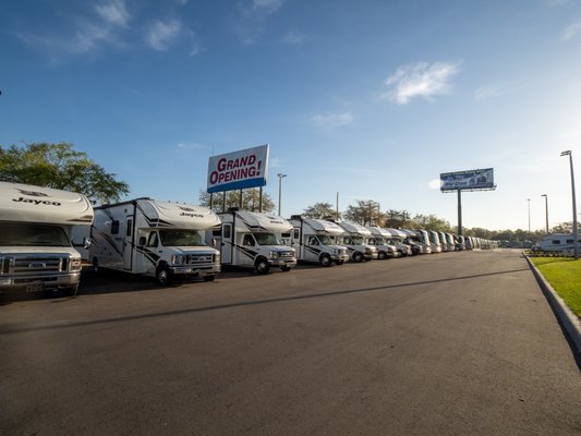 BLUE COMPASS RV TAMPA - Updated September 2024 - 42 Photos & 125 ...