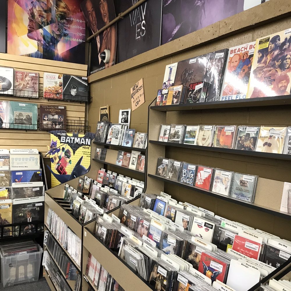 215 Used Cds Stock Photos Free Royalty-Free Stock Photos, 43% OFF