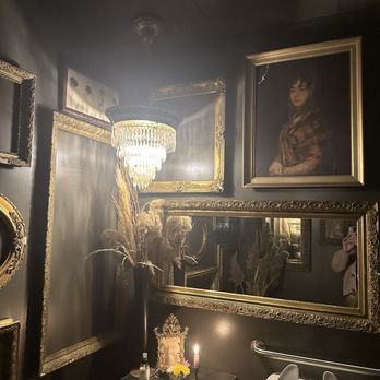 THE RUSSELL - Updated December 2025 - 575 Photos & 395 Reviews - 3141 ...