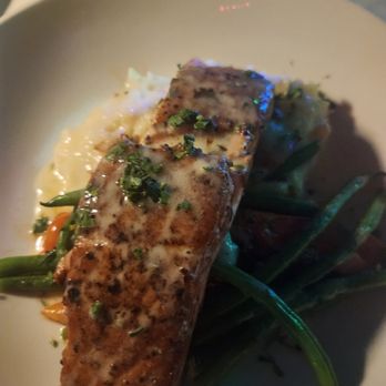 CAPS SUPPER CLUB & BAR - Updated August 2024 - 99 Photos & 82 Reviews ...