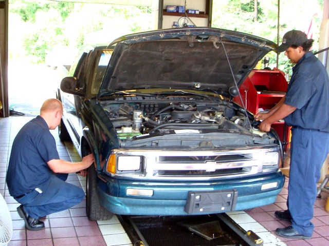 AMERICAN LUBE FAST - Updated June 2024 - 2829 E Pinetree Blvd ...