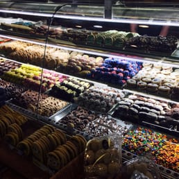 RANDAZZO PASTRY SHOP & BAKERY - Updated October 2025 - 113 Photos & 250 ...