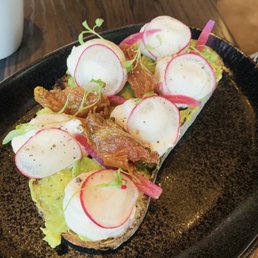 BETWEEN THE TREES - Updated December 2025 - 390 Photos & 157 Reviews ...