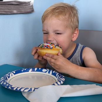 TRACKSIDE DONUTS - Updated August 2025 - 196 Photos & 265 Reviews ...