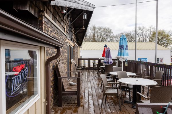 KNUTES BAR & GRILL - Updated October 2025 - 54 Photos & 48 Reviews ...