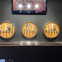 OAK BARREL TAVERN - Updated July 2025 - 126 Photos & 211 Reviews - 229 ...