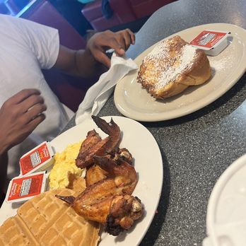 THUMBS UP DINER - 471 Photos & 508 Reviews - 826 Marietta St, Atlanta ...