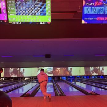 BOWLERO FULLERTON - Updated January 2026 - 164 Photos & 210 Reviews ...