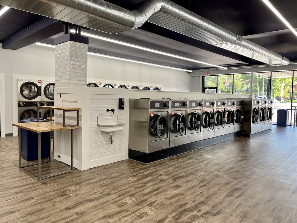 FRESH LAUNDROMAT - GRIFFITH - Updated December 2025 - 16 Photos - 216 E ...