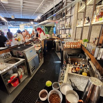 THE LASSETER - Updated April 2025 - 27 Photos - 200 E Flagler St, Miami ...