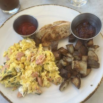 PORTA VIA CALABASAS - Updated August 2025 - 414 Photos & 362 Reviews ...