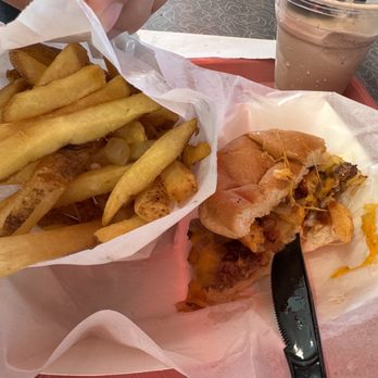 THE SNACK SHACK ON JOHNSON DRIVE - Updated July 2024 - 71 Photos & 56 ...