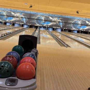 SUNSET LANES & CASINO - Updated December 2025 - 4451 E Sunset Rd ...