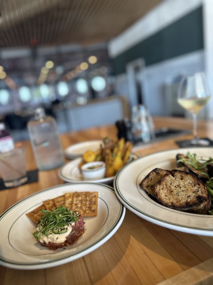 PRIMROSE LANES RESTAURANT - Updated January 2026 - 59 Photos & 19 ...