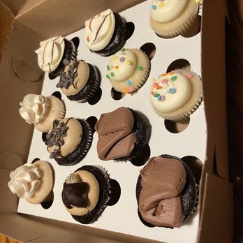 FAT CUPCAKE - Updated December 2025 - 133 Photos & 168 Reviews - 8730 ...