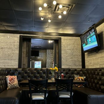 THE BENCH BAR & GRILL - Updated July 2025 - 279 Photos & 156 Reviews ...